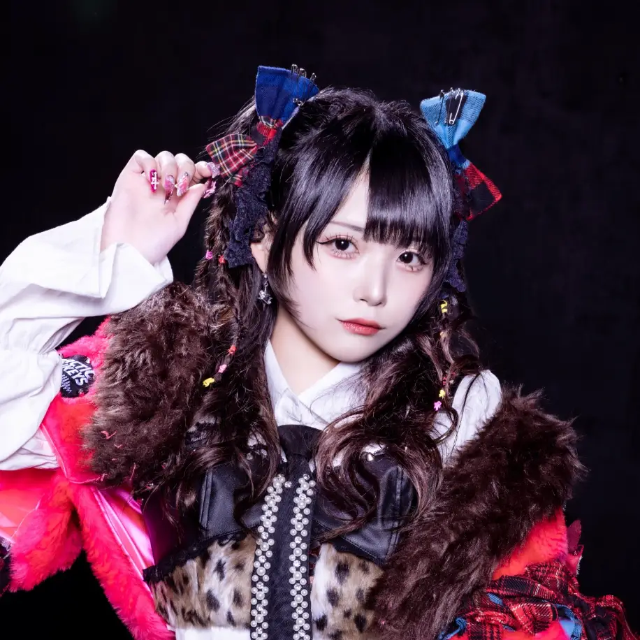 shiuk | husky | アイドルナビ